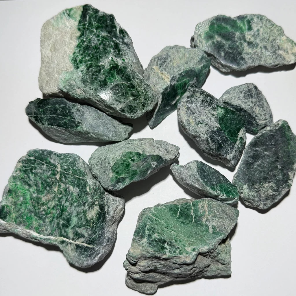 Maw-Sit-Sit Crystal: Healing Properties, Meaning & Uses